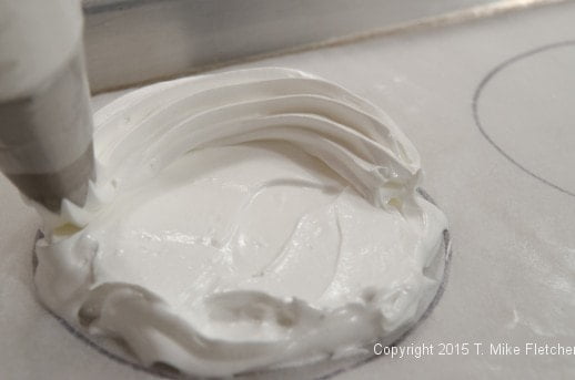 Meringue Shells - Pastries Like a Pro