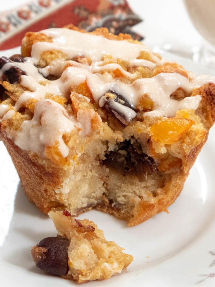 Easy Lemon Cheesecake Bread Pudding - Pastries Like a Pro