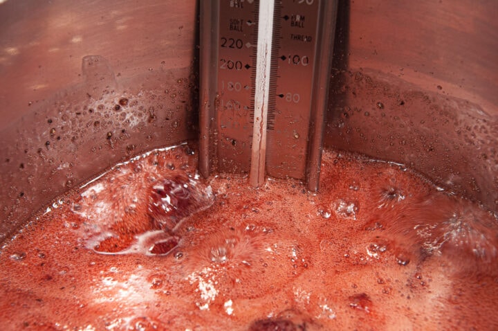 Strawberry Balsamic Jam - Pastries Like a Pro