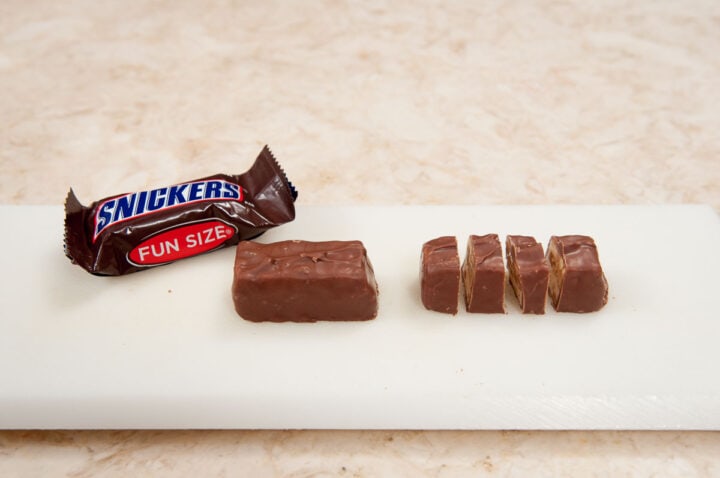 No Bake Snickers Pie - Pastries Like a Pro